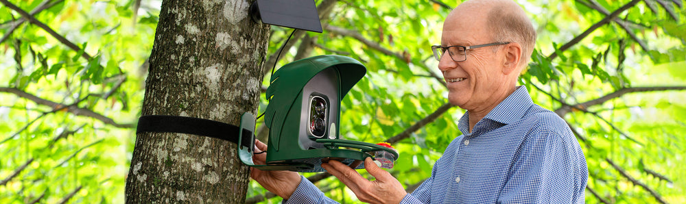 PerchMe – Every Perch Tells a Story | Smart AI Bird Feeder Camera